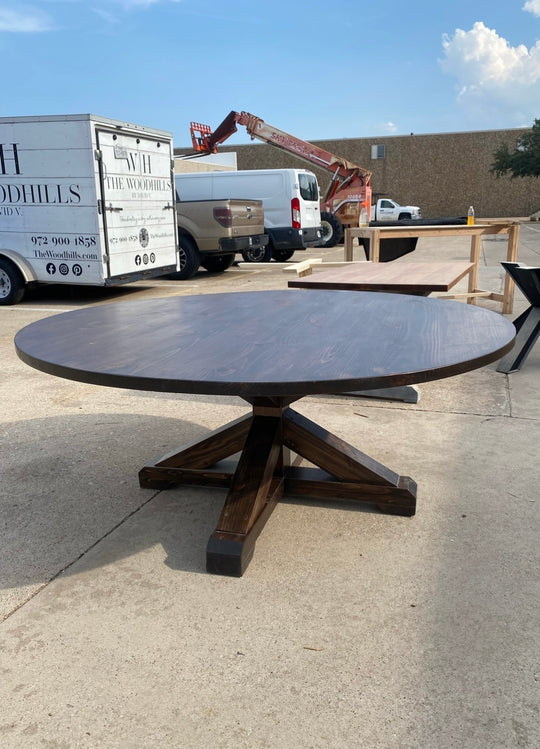 72" Extra Chunky Round Table – The Woodhills by David V.