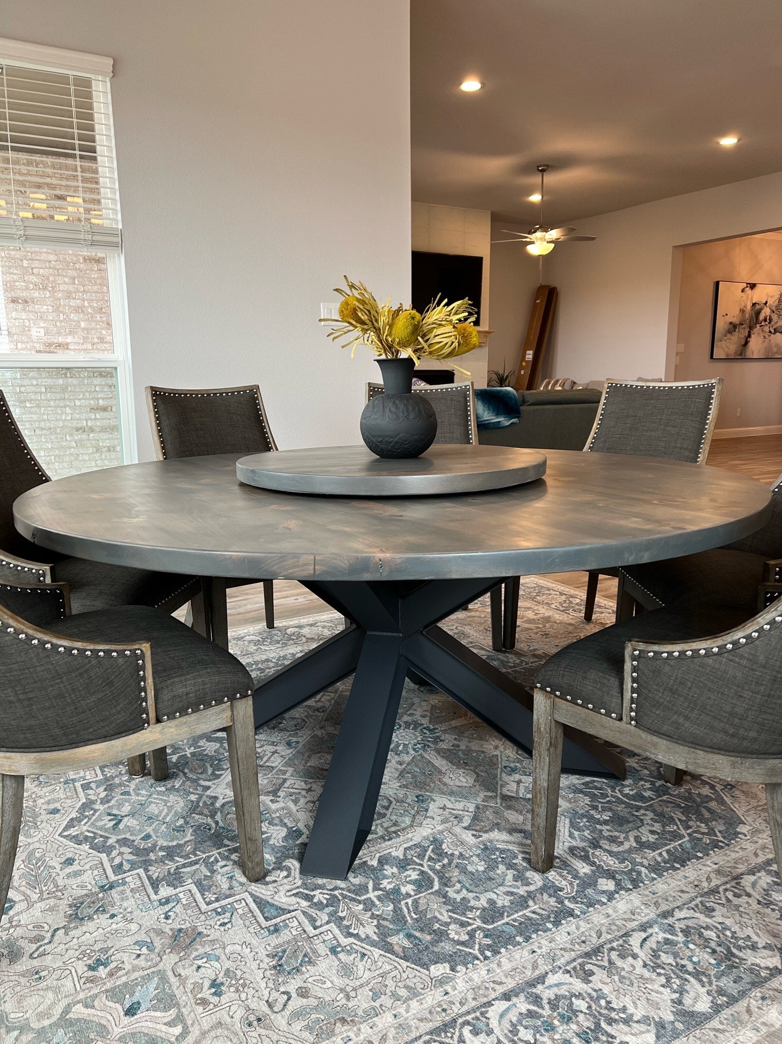 72" Extra Chunky Round Table – The Woodhills by David V.