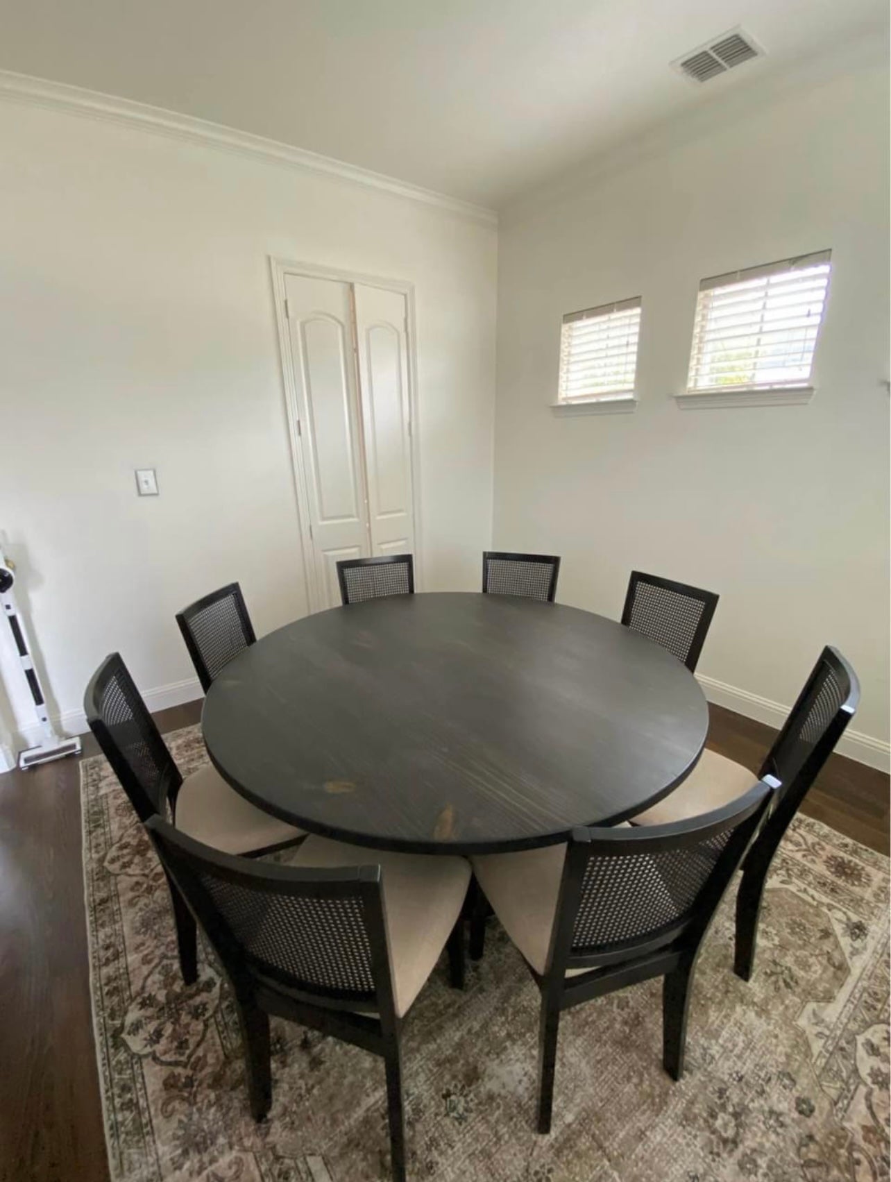 72" Cylinder Round Dining Table – The Woodhills by David V.